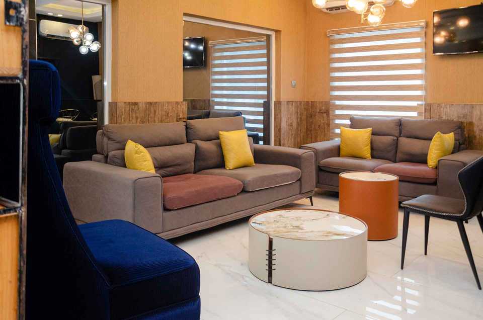 Gallery | Ibizza Pit Hotel
